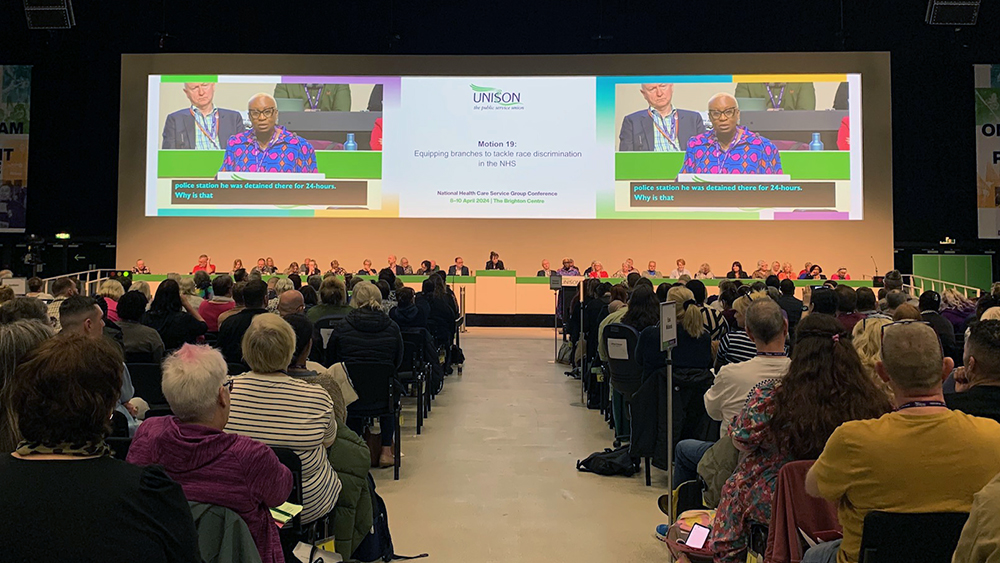 Menopause is a work issue - Magazine